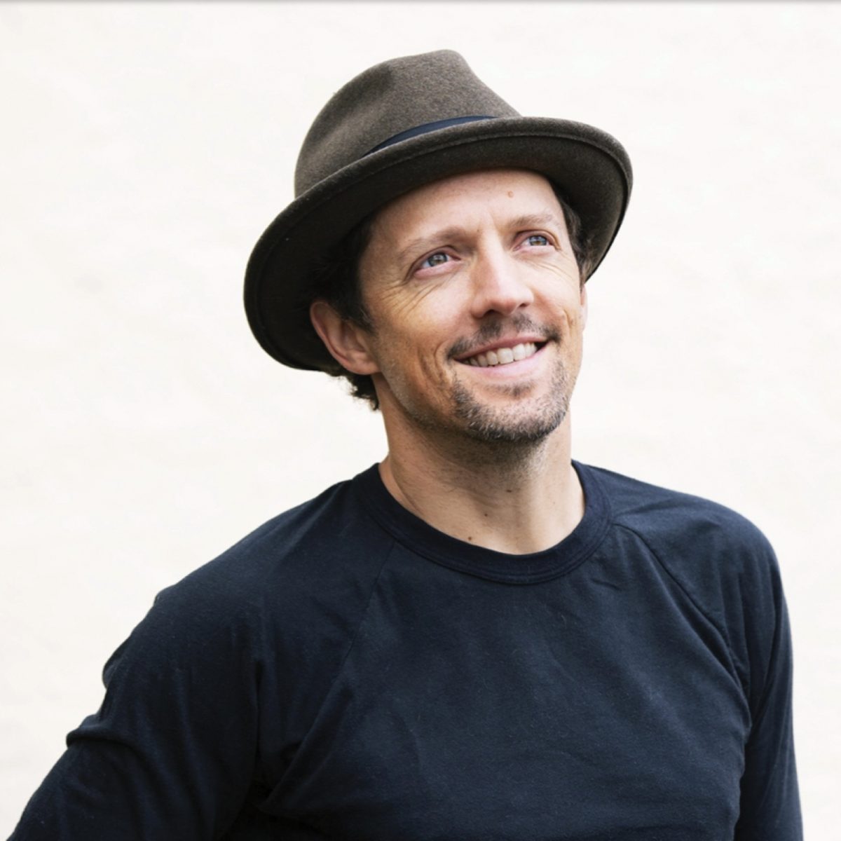 Chelsea Cutler & Jason Mraz - Peer Magazine | The Salvation Army