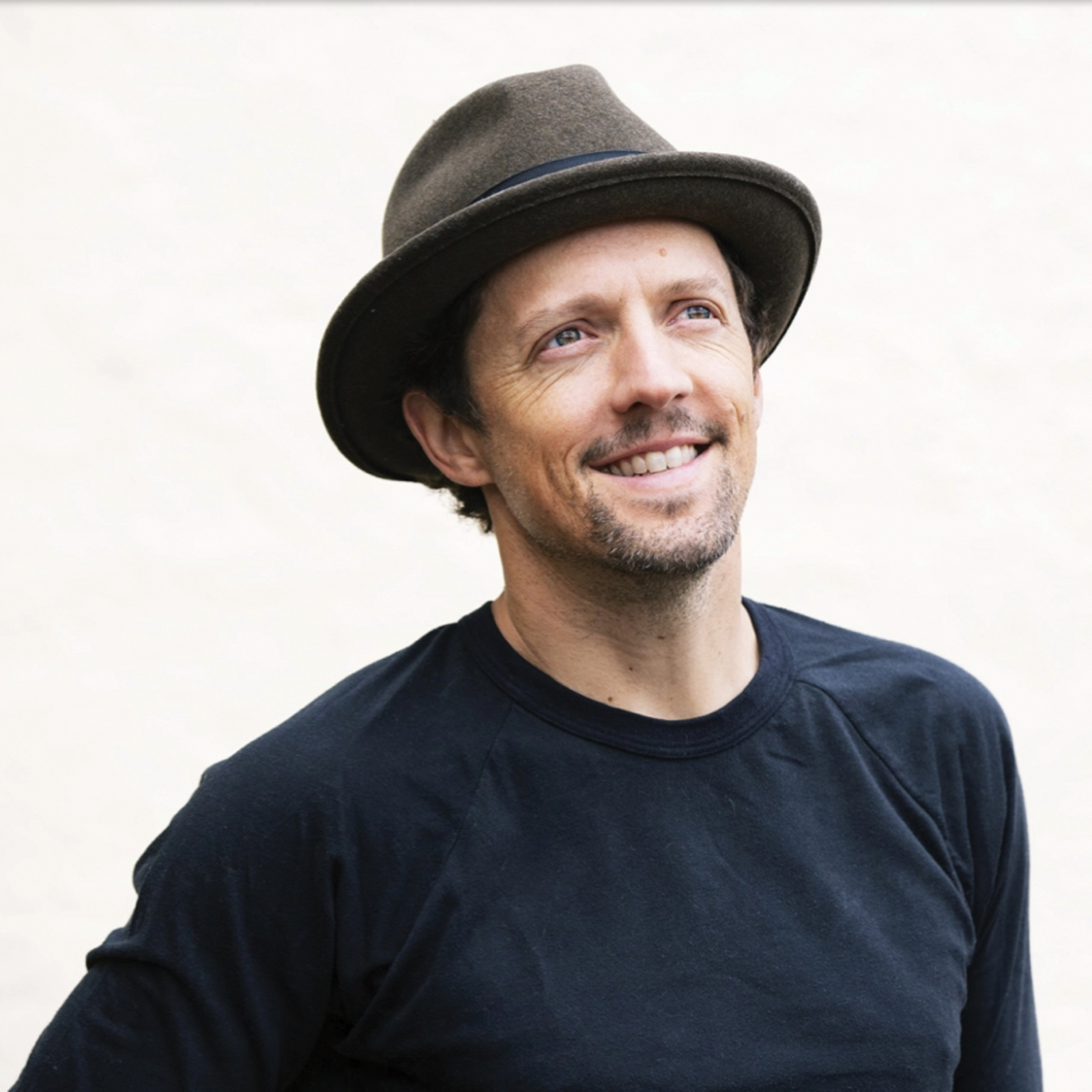 Chelsea Cutler & Jason Mraz - Peer Magazine | The Salvation Army