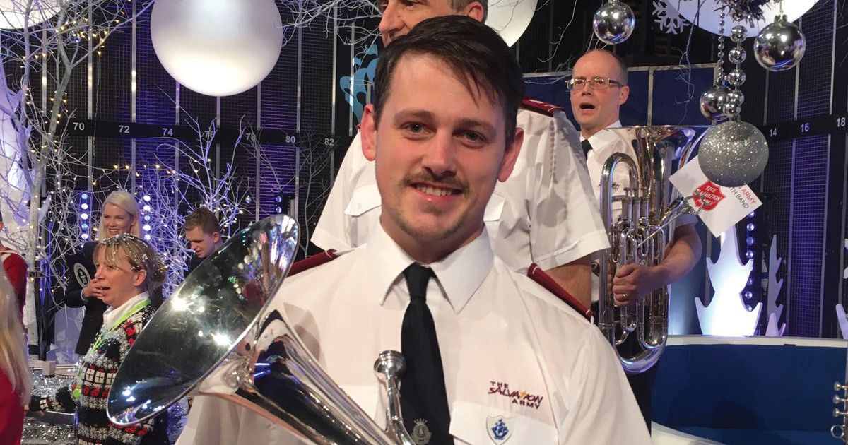 Using Music for Outreach with Dan Elson - Peer Magazine