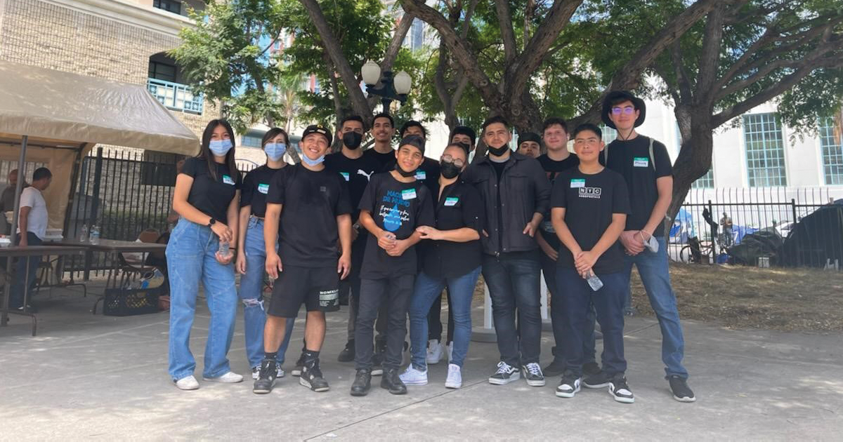 What Makes A Great Volunteer? - Peer Magazine