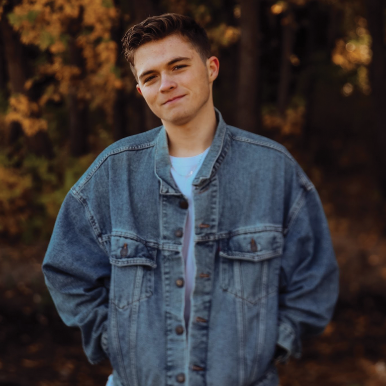 Fresh Faces in Christian Music: Josiah Queen, Sondae, & Hulvey